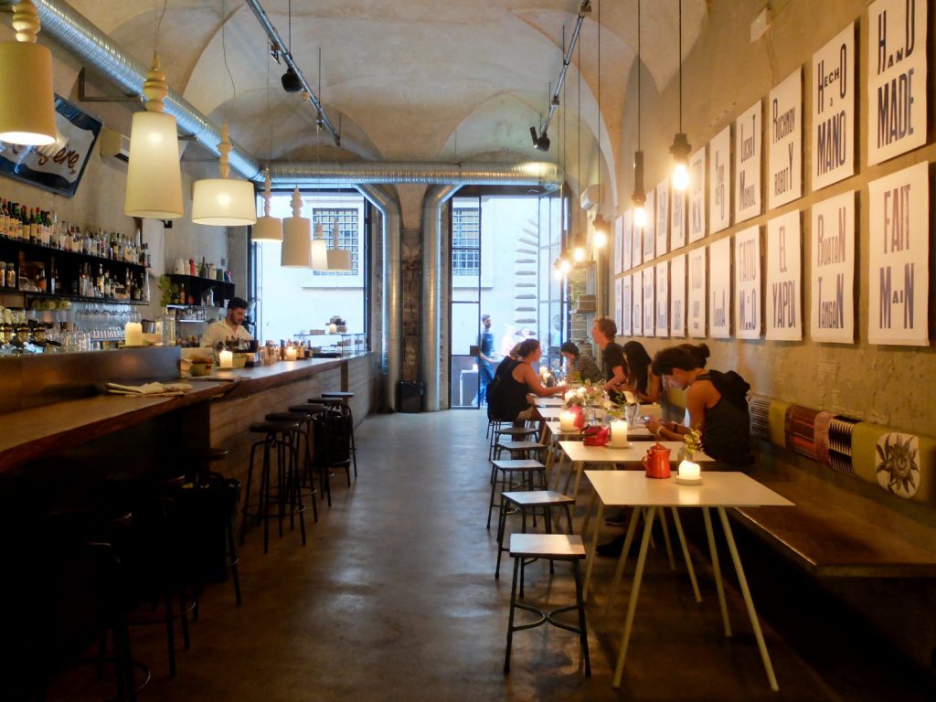 The 10 Best Cocktail Bars In Florence | veggietravel.com